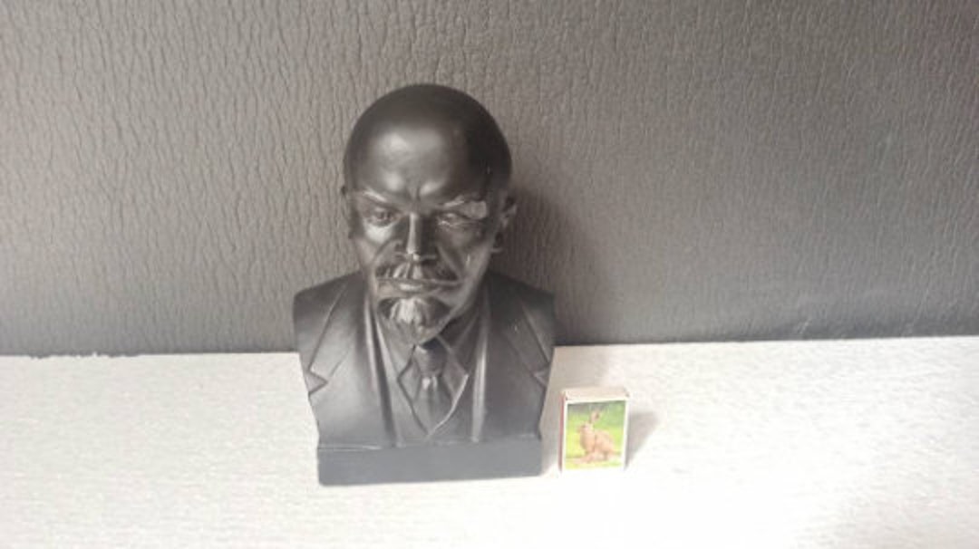 LARGE Bust of Lenin Soviet Table Decor Communist Propaganda memorable ...