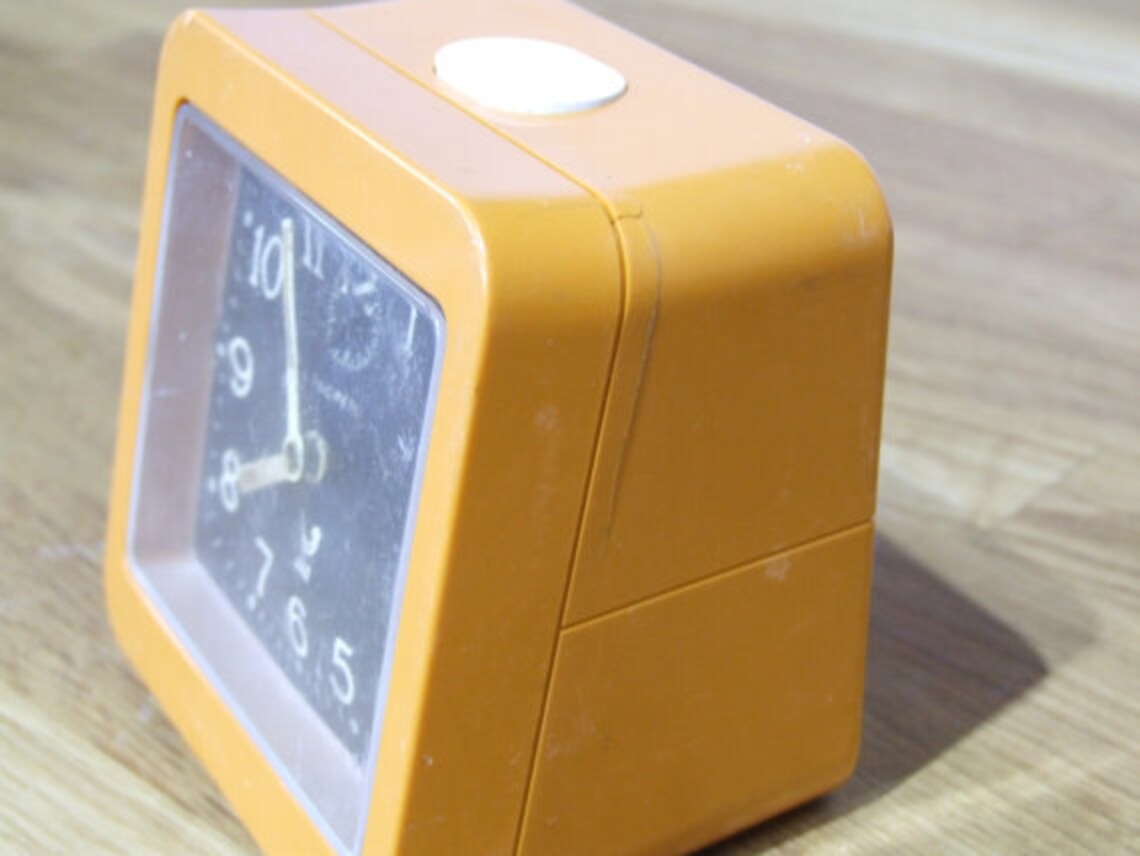 Jaz Clock // Wind up Jaz Clock // Mechanical Clock // Retro Orange ...