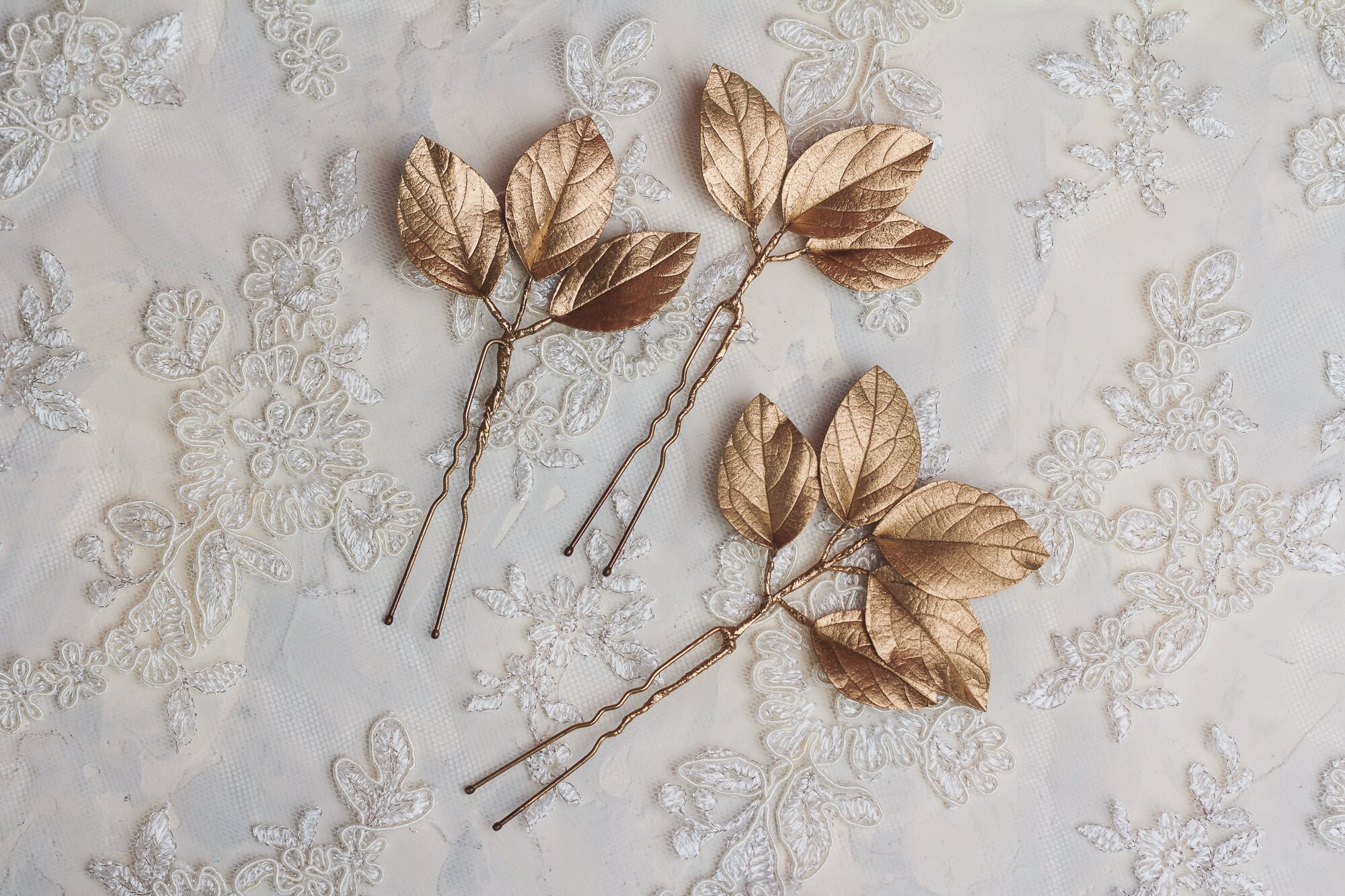 Gold leaf hair pins set Bridal hair piece Fall Wedding hair | Etsy