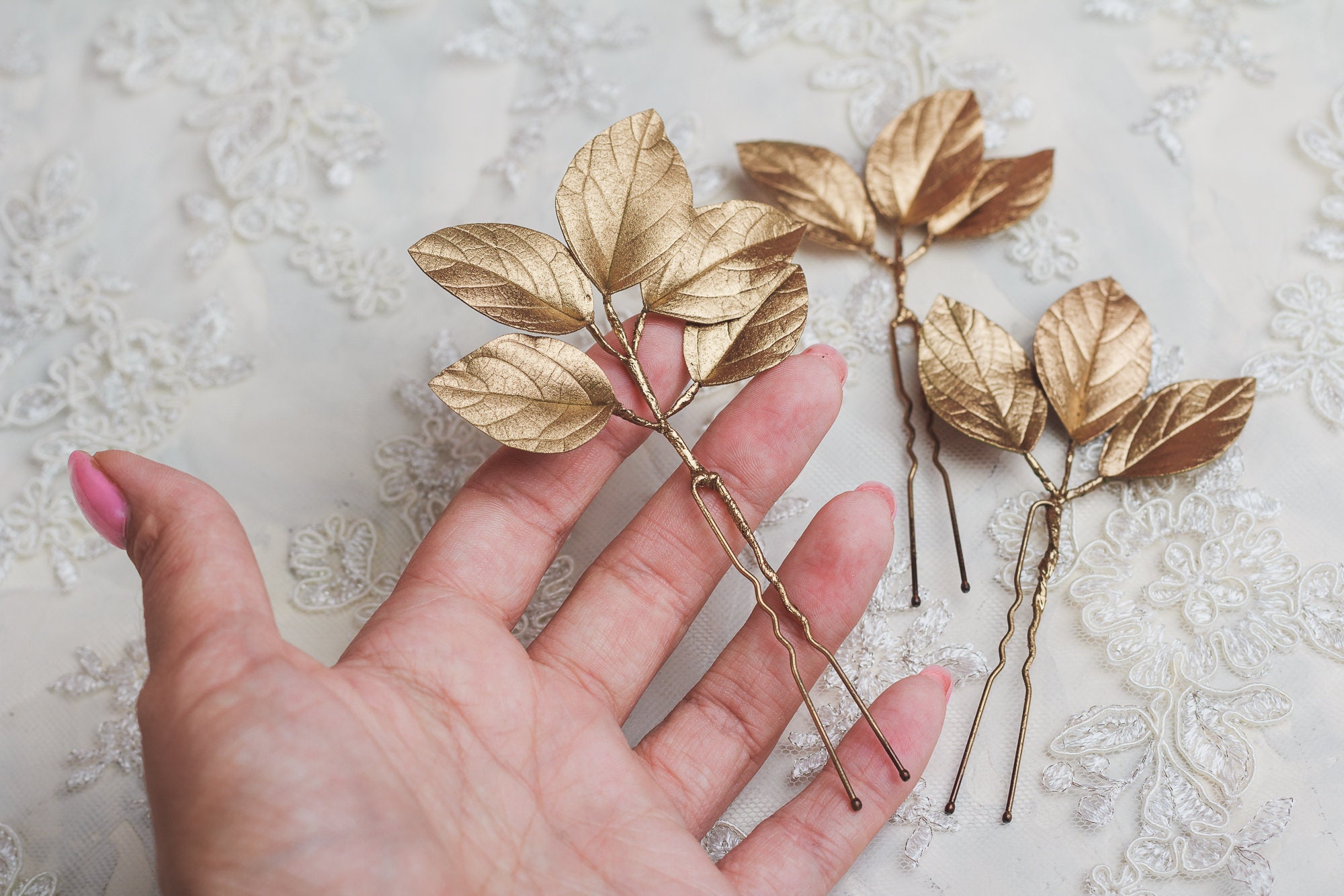 Gold leaf hair pins set Bridal hair piece Fall Wedding hair | Etsy
