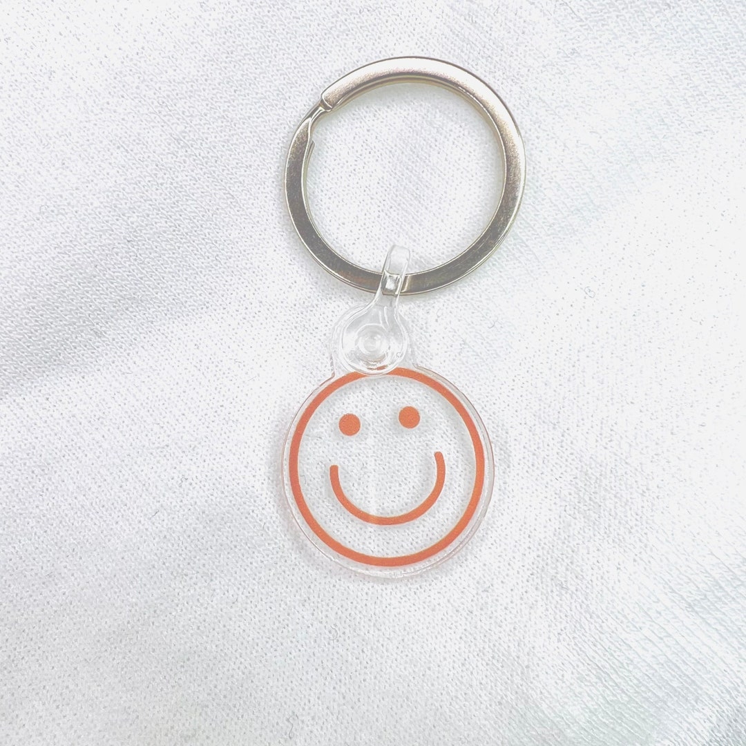 Smiley Face Keychain, Best Friend Gift, Minimal Keychain, Trendy ...