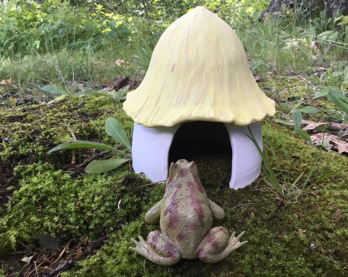Toad Hut (frogs Like Them Too!) - Etsy