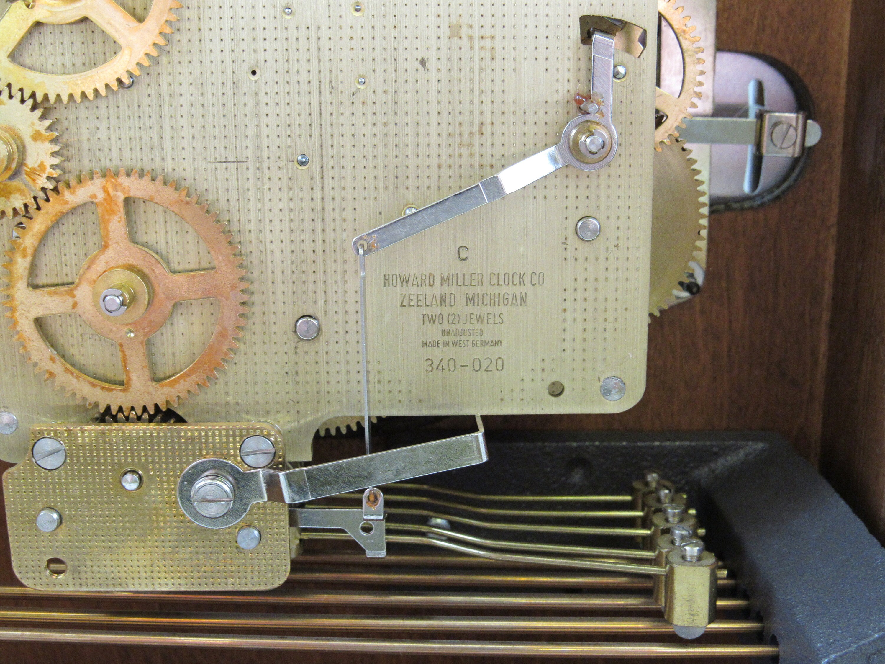 Vintage 1990's Howard Miller Mantel Clock, Key Wind W/ West Minister ...