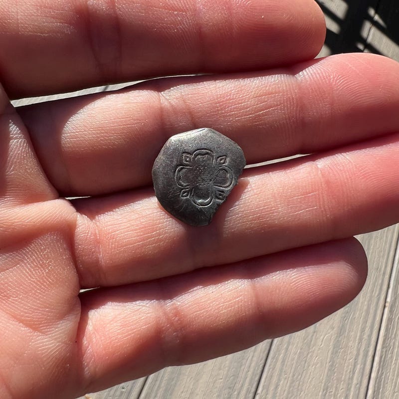 Colonial Buttons - Etsy