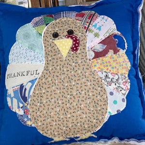 Blue Vintage Dresden Plate “thankful” Turkey Pillow - Etsy