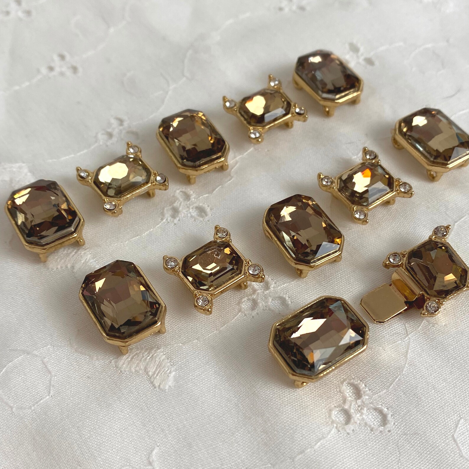 Bracelet Making Kit, Crystal and Gold Tone Metal Beads and Spacers, DIY ...