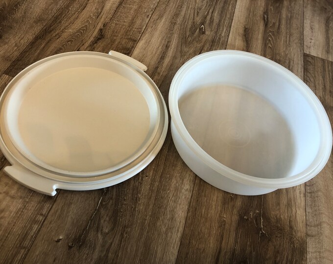 Vintage Tupperware White Beige One Layer Cake Pie Cupcake Keeper ...
