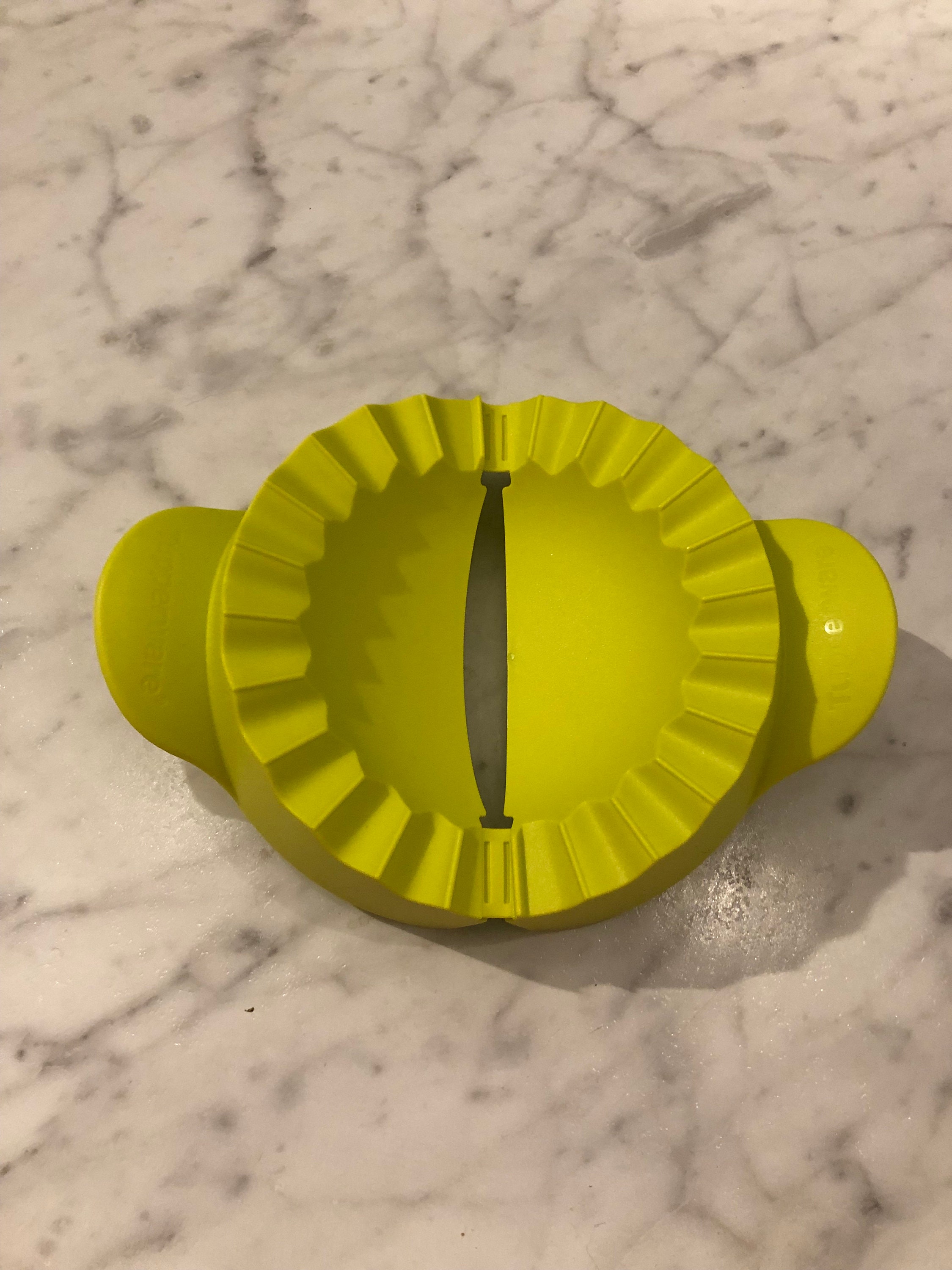 Vintage Tupperware Pastry Press Perogy Pierogi Maker Empanada Tart Mini ...