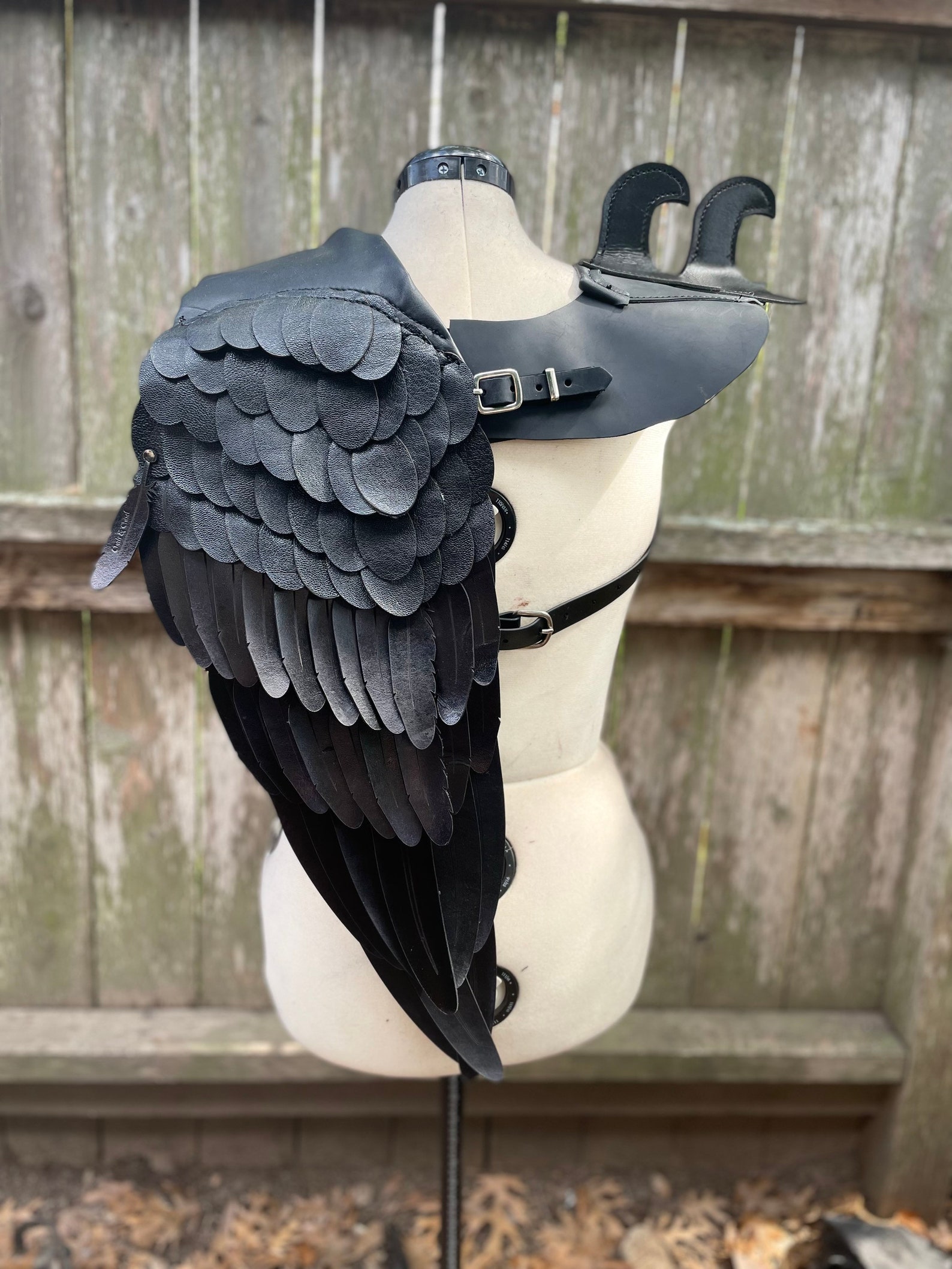 Raven Female Leather Armor Wing and Pauldron Leather Wing - Etsy Australia