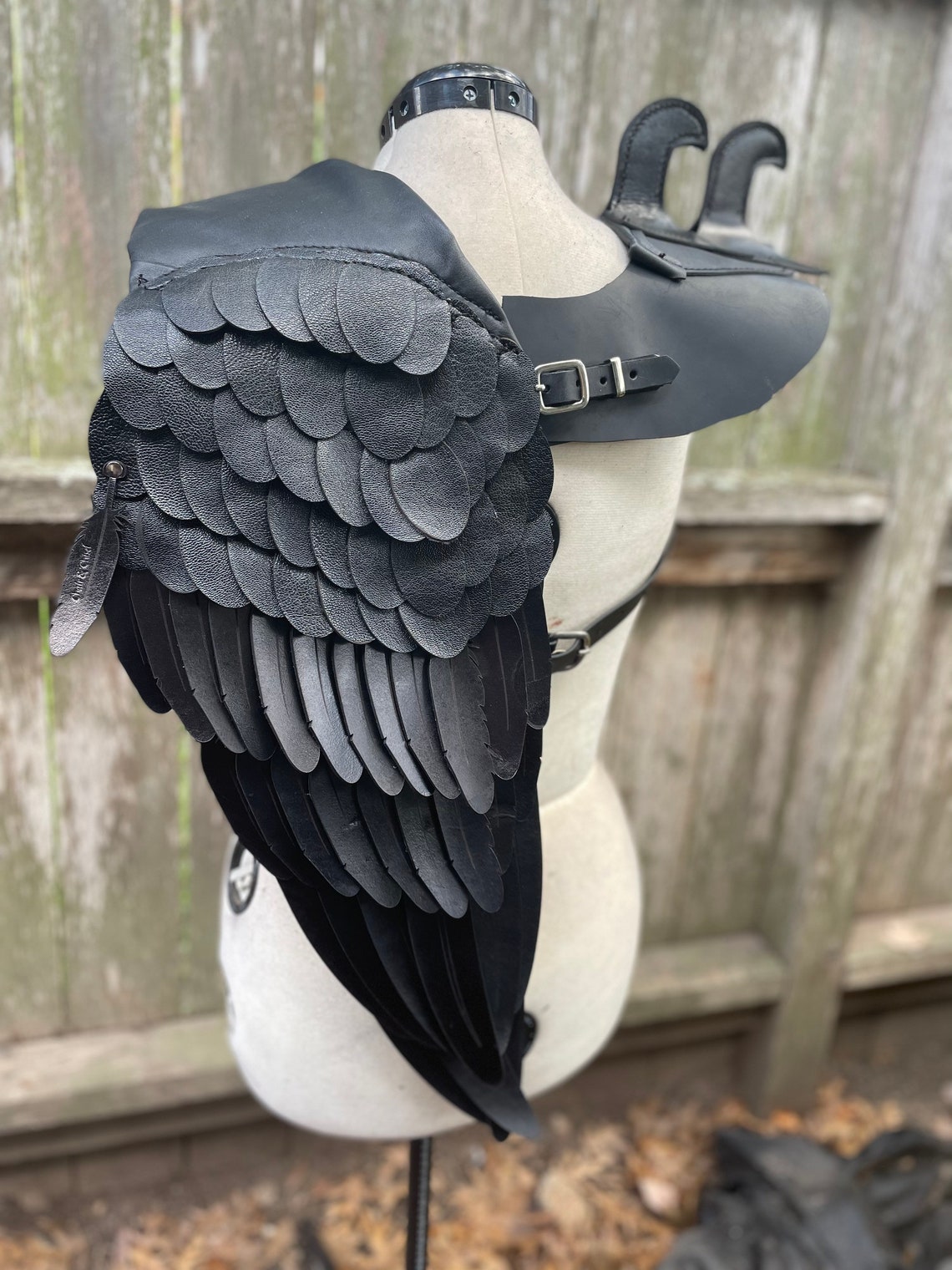 Raven Female Leather Armor Wing and Pauldron Leather Wing - Etsy Australia