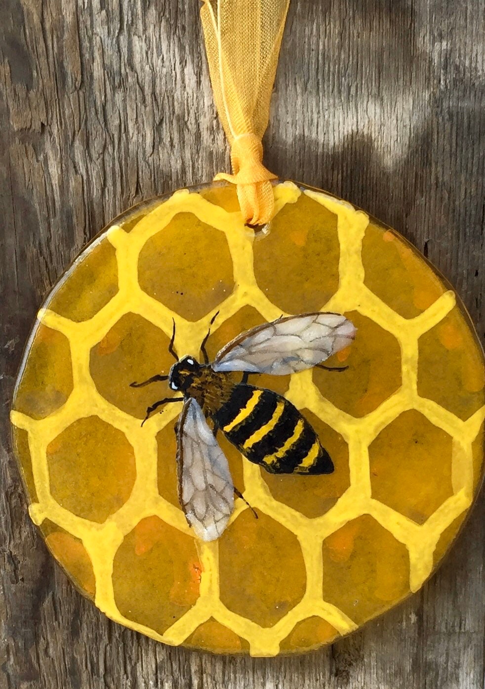 Abeja pintada a mano de vidrio fundido en el suncatcher de | Etsy