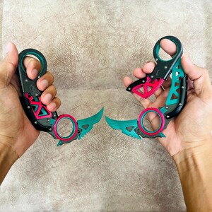 Apex Legends Raptor Claw Karambit Heirloom Prop Toy - Etsy