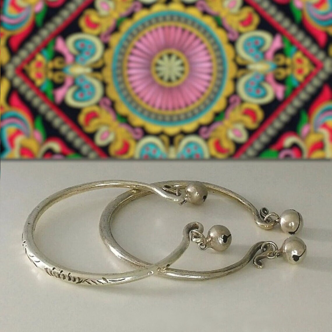 2-piece boho silver torque bangle set, Women's wrist ornament with ...