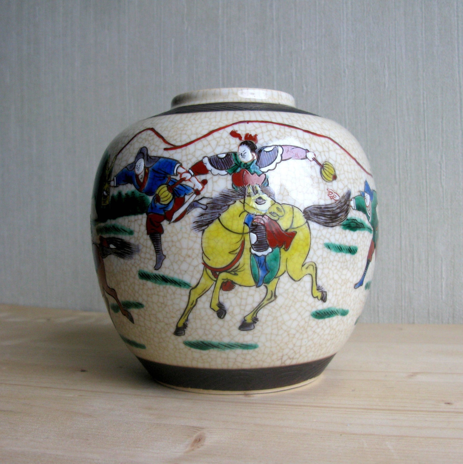 Chinese Porcelain Vase With Samurai Battle Scene Chinese - Etsy