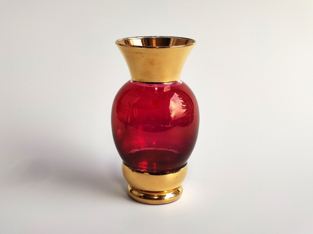 Vintage Ruby Red & Gold Bohemian Glass Vase, Mid Century Red Overlay ...