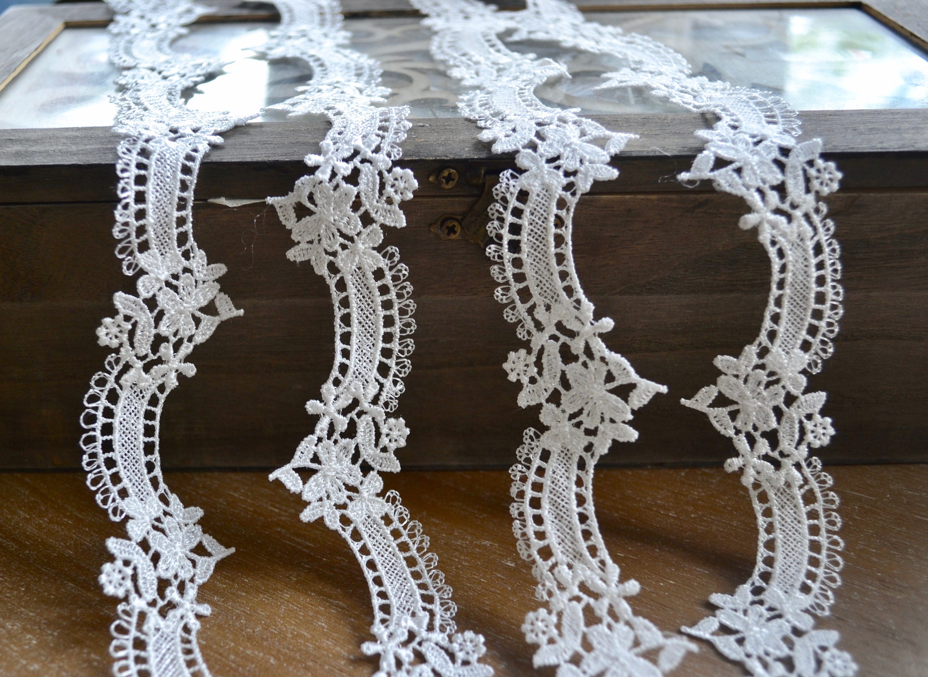 White Lace Trim, Vintage Lace, Shabby Chic Lace, Scallop Border Lace ...