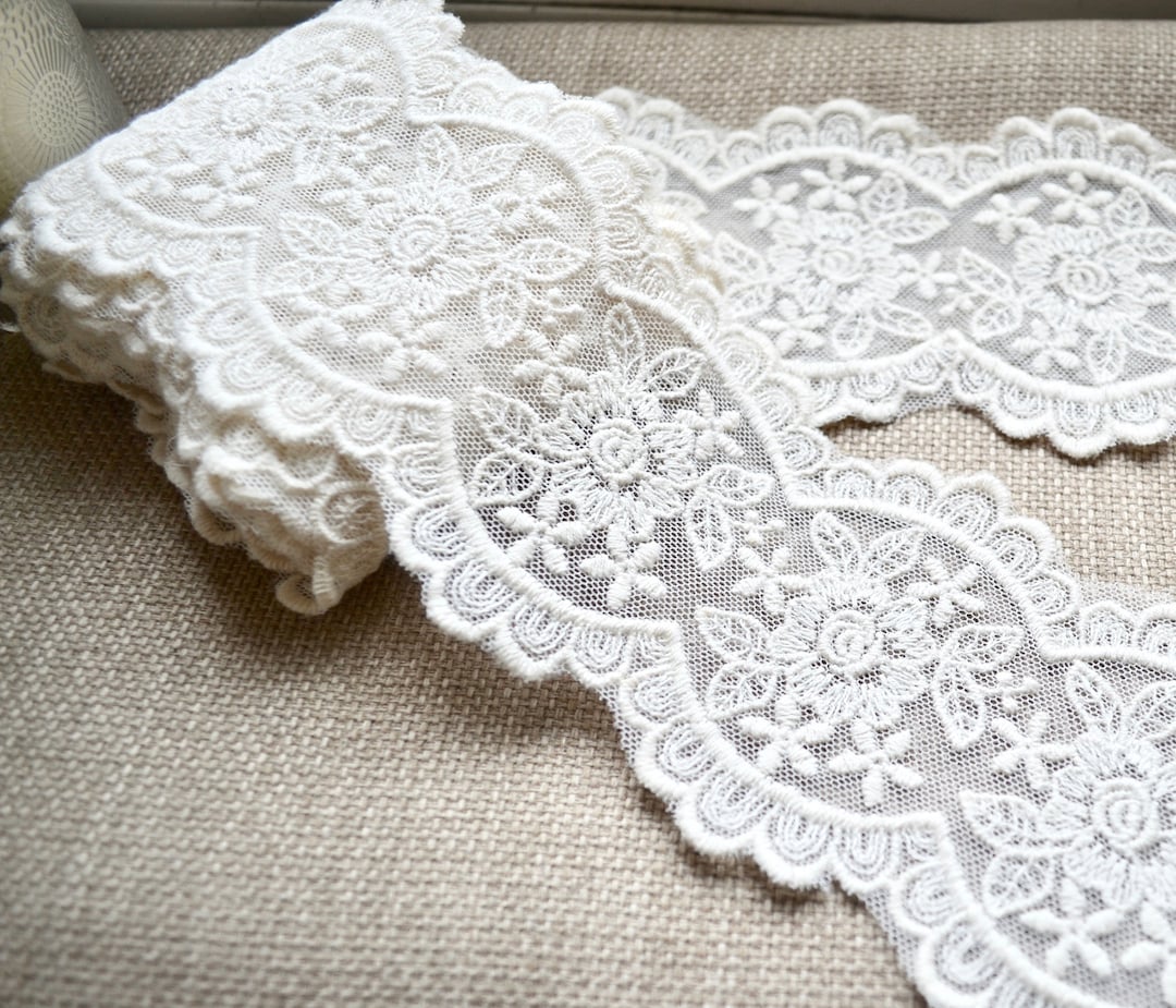 Ivory Embroidered Lace Trim, Shabby Chic Lace, Vintage Style, Junk ...