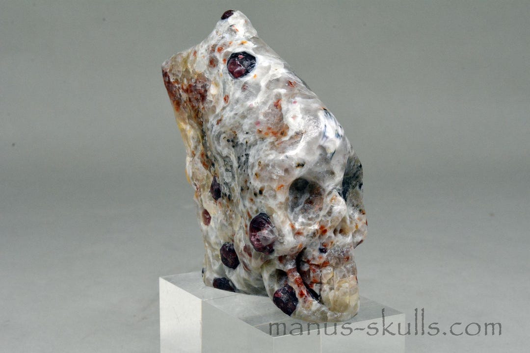GARNET in Matrix FELDSPAR Conehead Manus SKULL ..... - Etsy