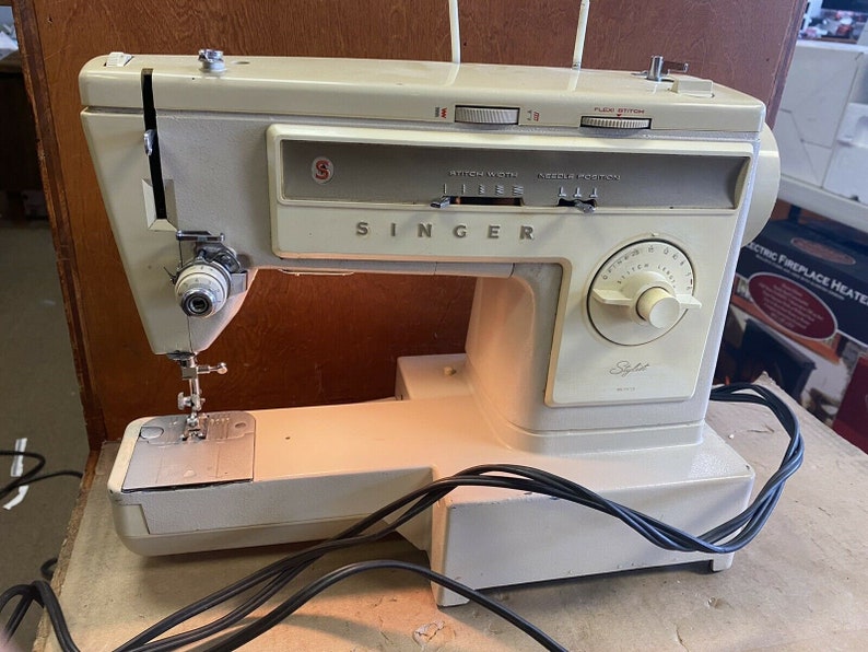 Vintage Singer Fashion Mate Sewing Machine Stylist 533 Foot | Etsy