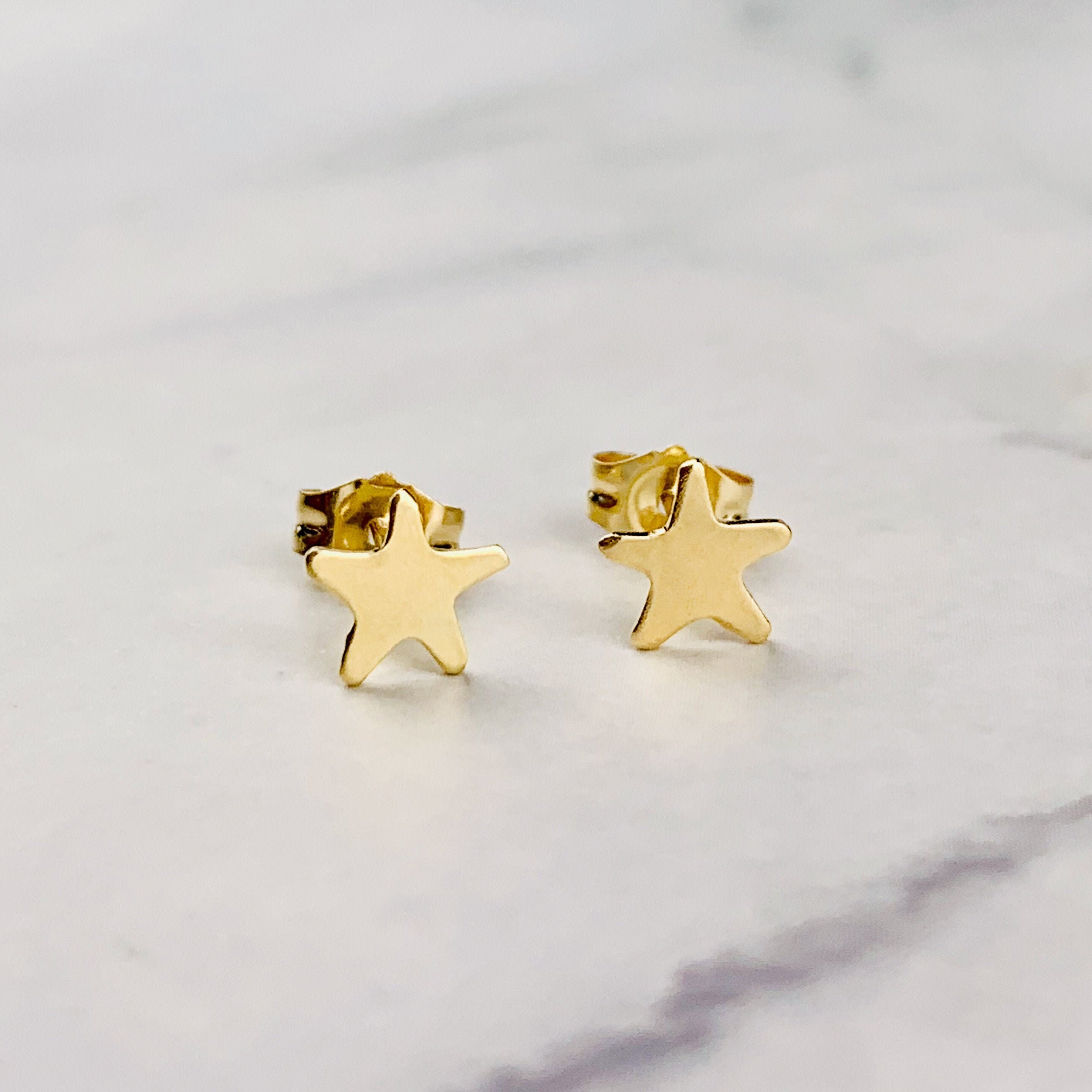 14K Solid Gold Star Stud Earrings - Etsy