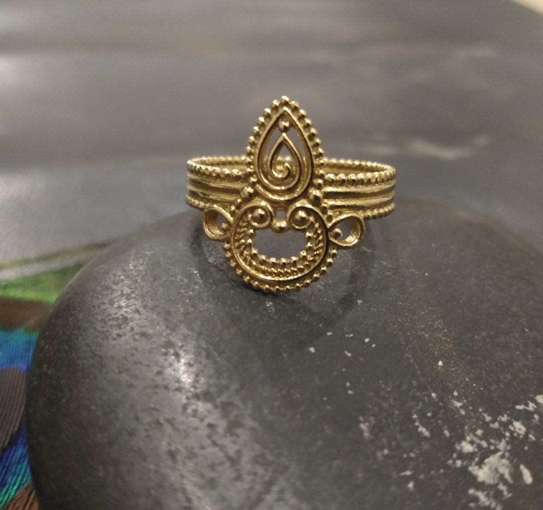 Golden Adjustable Ring || Bohemian Chic Adjustable Brass Ring ...