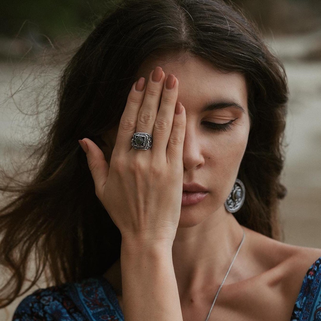 Chiseled Square Adjustable Medieval Poison Ring || Secret Compartment ...