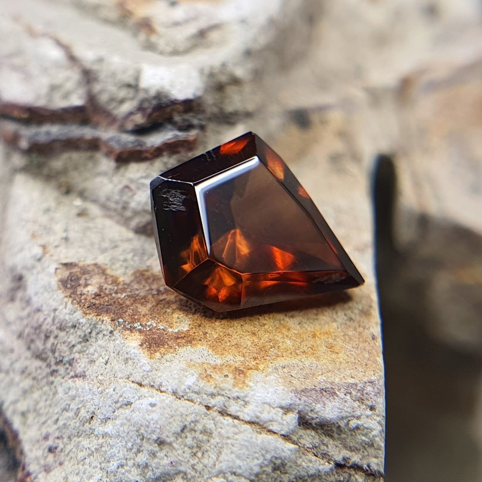 12 Ct Natural Zircon Jacinth Designer Jacinth Facet | Etsy