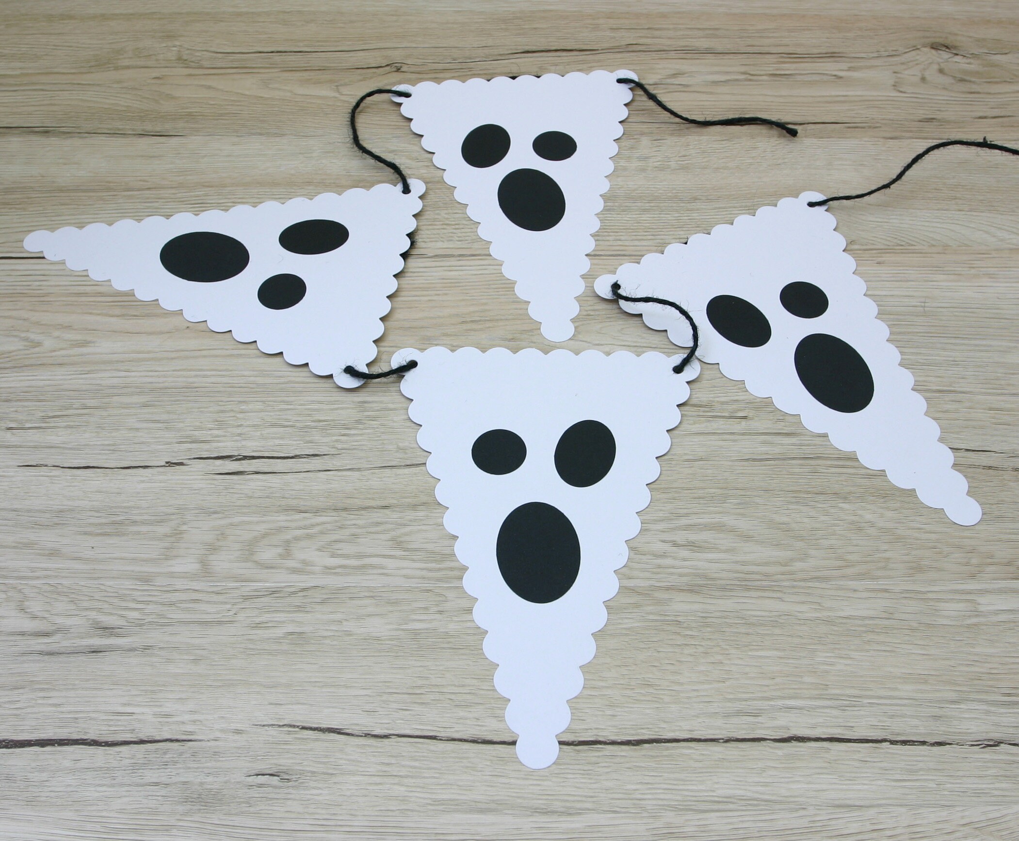 Ghost Garland / Halloween Bunting / Ghost Bunting / Ghostly Garland ...