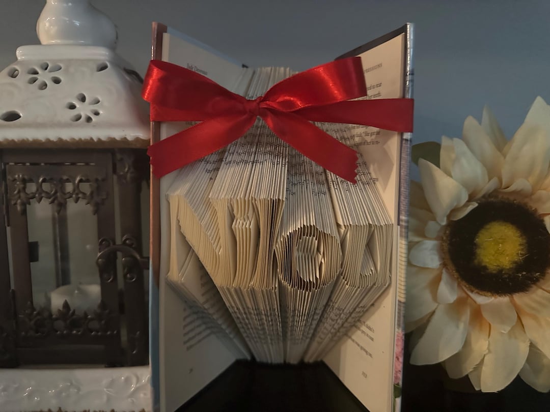 Custom Folded Book Art, Personalized Name Sculpture, Timeless Font - Etsy