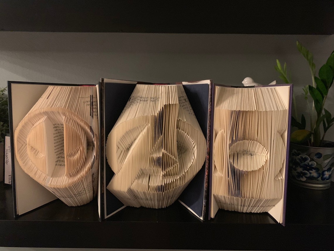 Avengers Logo - Book Folding Pattern - 224 Folds - Easier Than It Looks ...