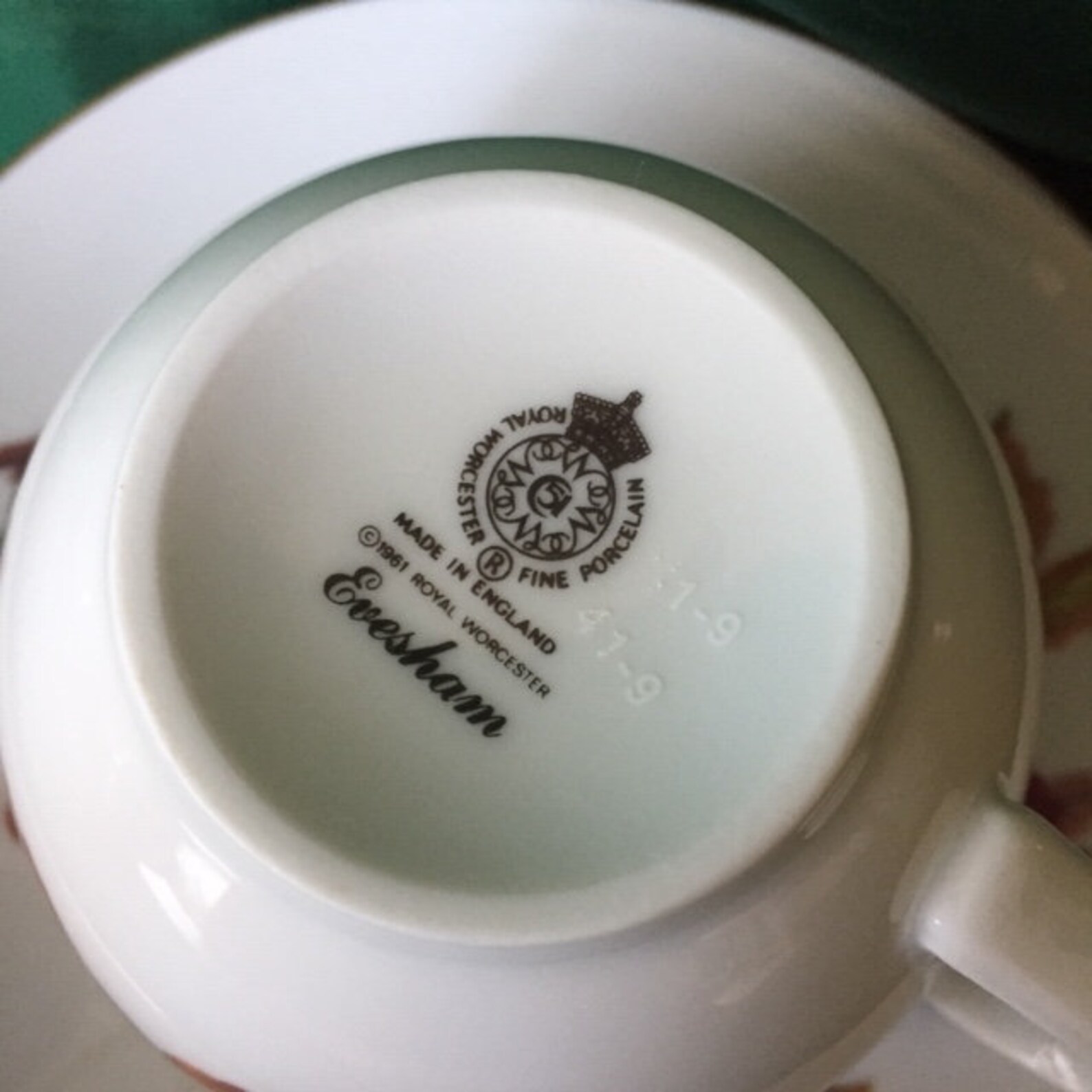 Royal Worcester S/4 Evesham Cups & Saucers, Fruit Gold Rim Made in ...