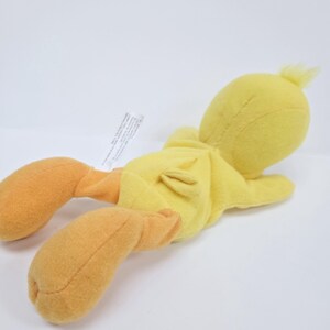 Warner Bros Looney Tunes Tweety Bird 7 Inch Floppy Beanie Bag Plush Toy ...