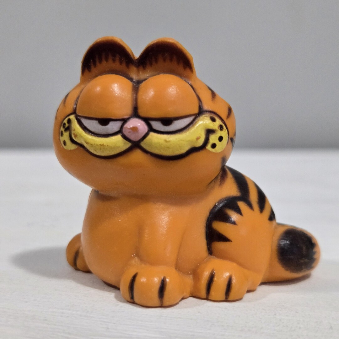 Vintage 1978 1981 Garfield 2" PVC Figure United Feature Syndicate Hong ...