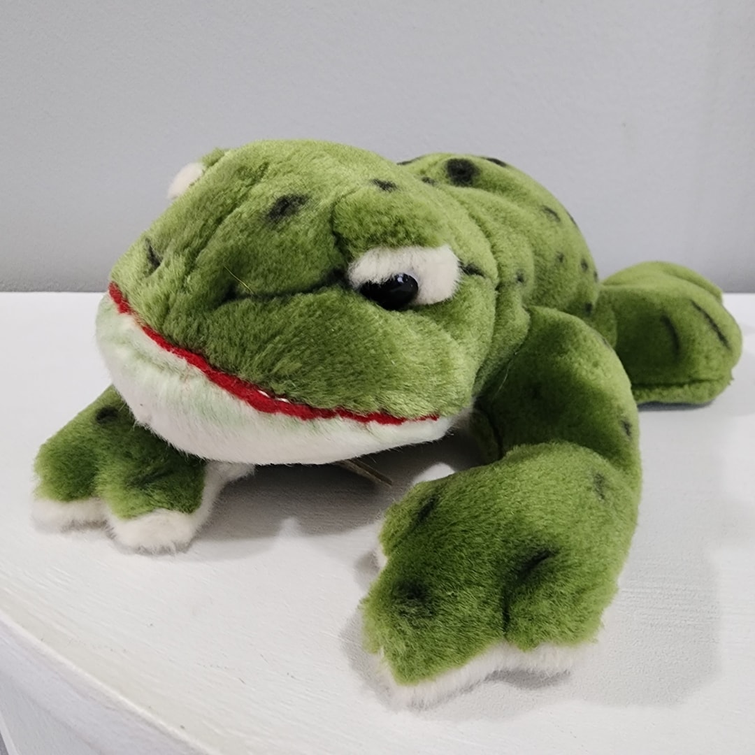 Yomiko Classics Green Bullfrog Soft Toy 12" Stuffed by Russ Berrie Frog ...