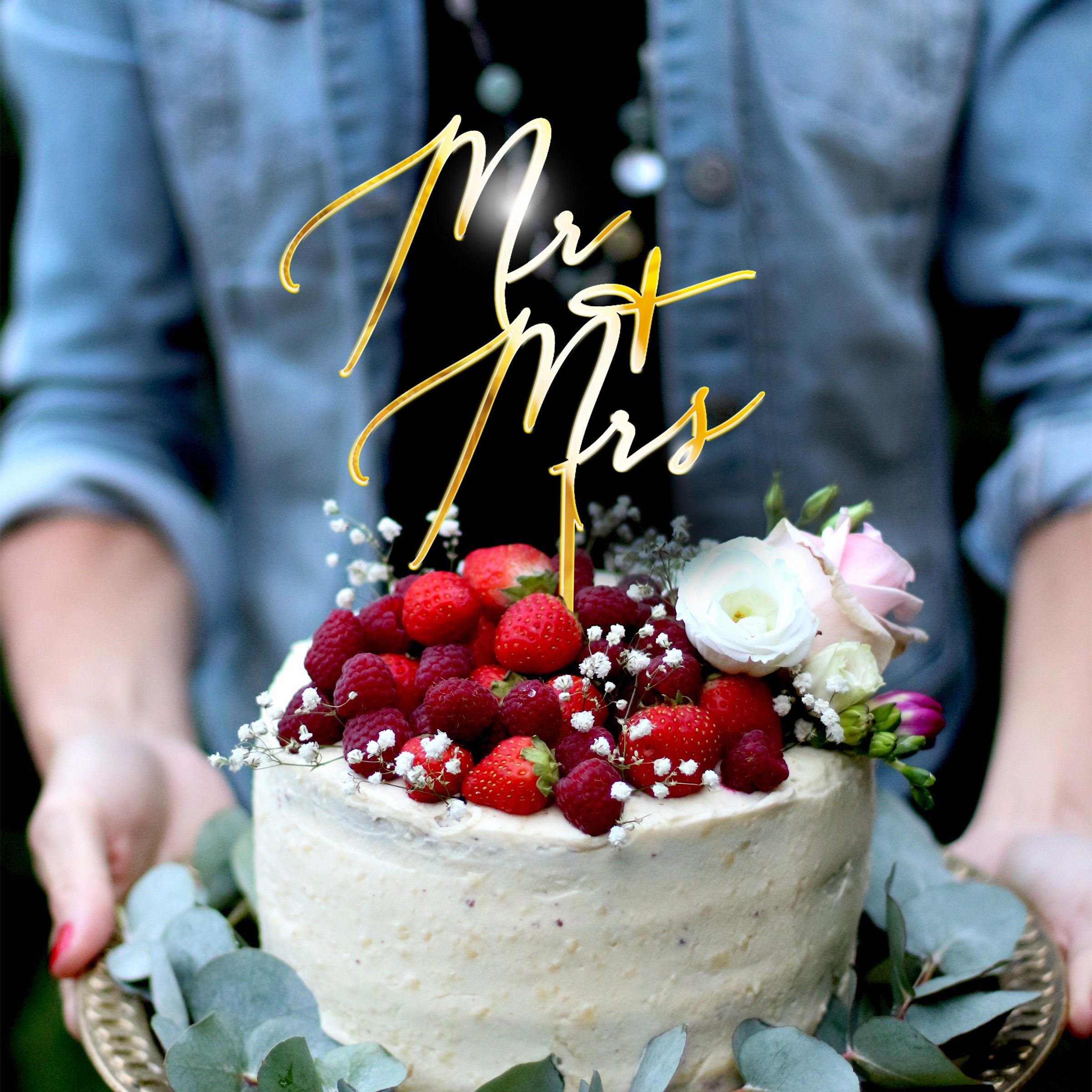 Mr & Mrs Cake Topper for Custom Wedding Cake Decor - Personalized ...