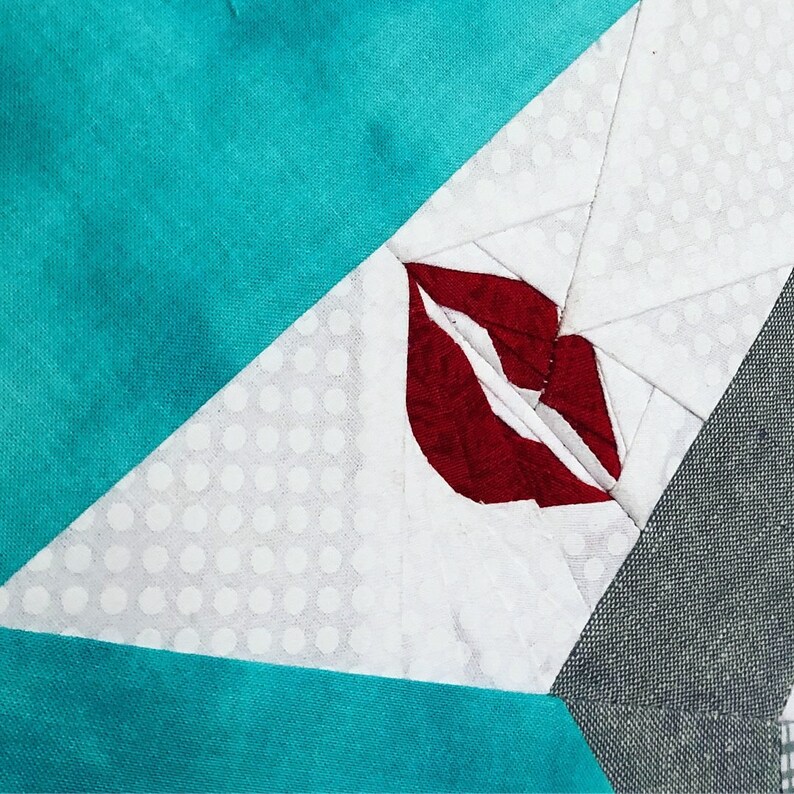 Sealed With a Kiss Mini Quilt - Paper Piecing Quilt Pattern - Etsy