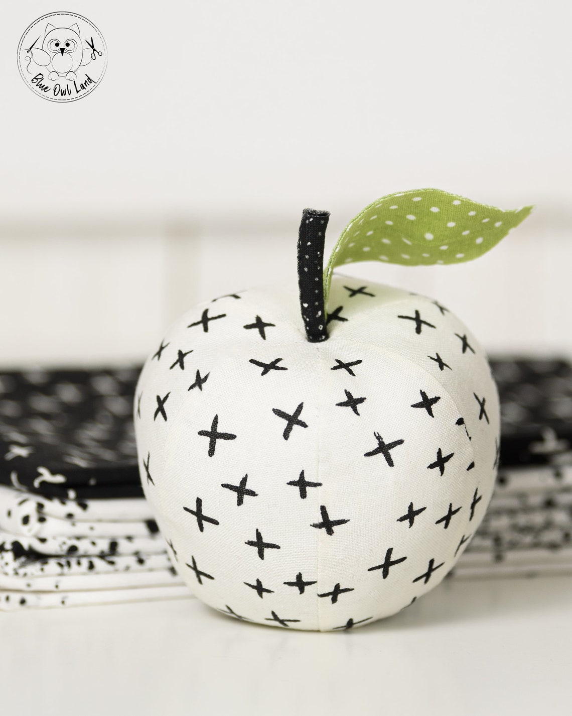 MODERN APPLE PDF Sewing Pattern Tutorial. Pin Cushion Pattern. Pdf ...