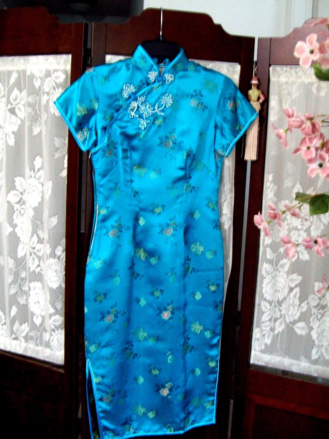 Teal Cheongsam Qipao Traditional Chinese Garment Mandarin Gown Left ...