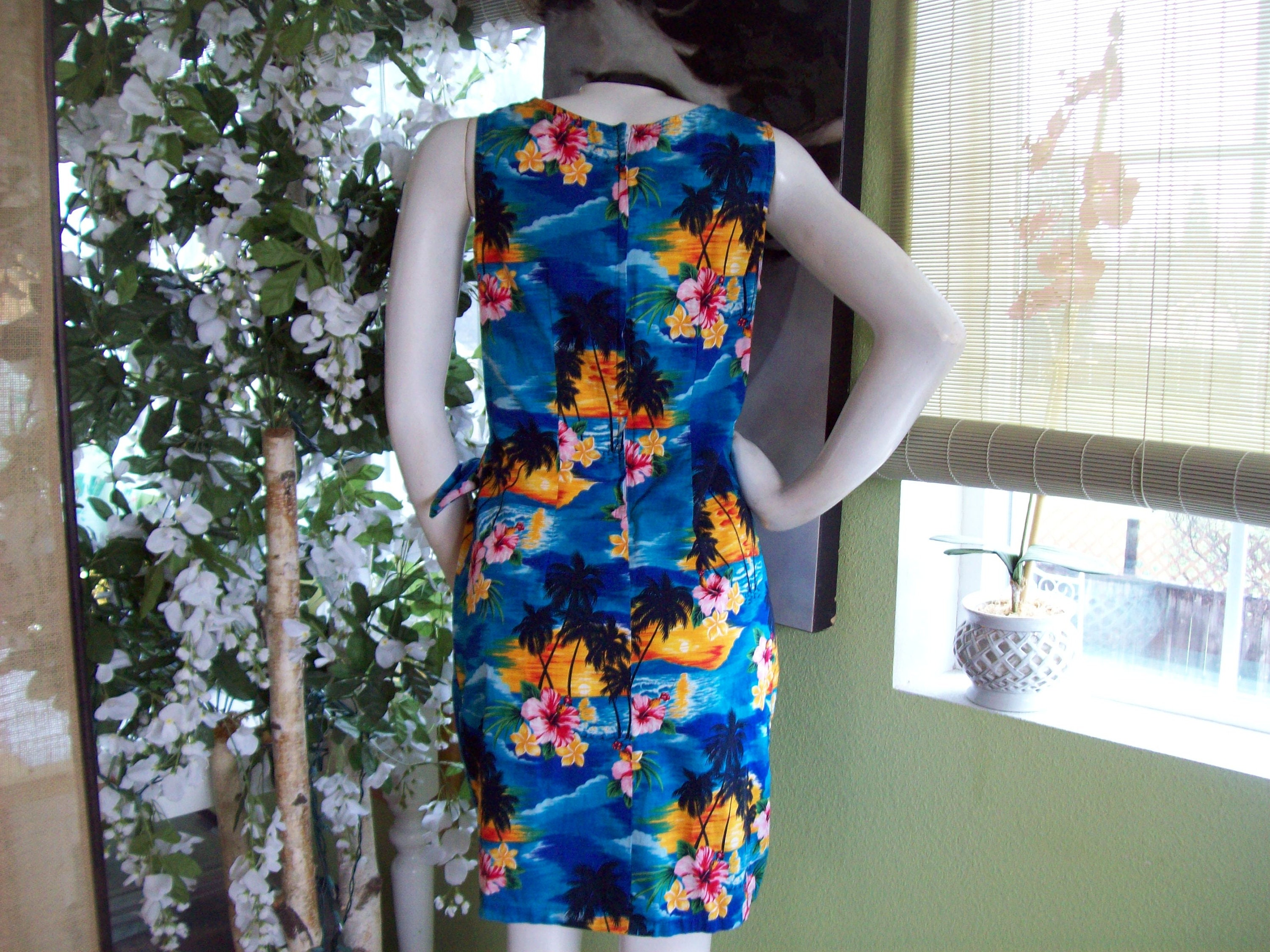 Hawaiian Dress Luau Hawaiian Sunset Tropical Beach Party Wrap-around ...