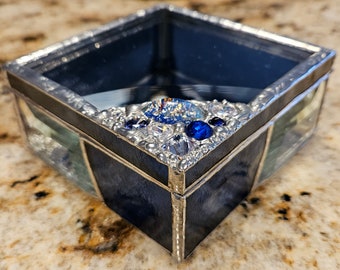 Vintage Stained Glass Box With Cog Shell Design Blue Glass Jewelry Box ...