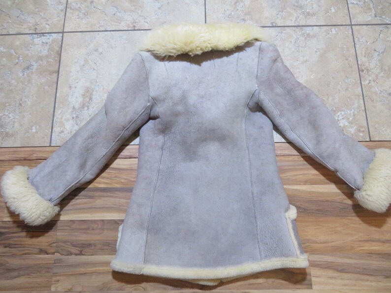 Vintage Women's Leather and Sherpa Coat Ranch Coat Gray Beige Toggle ...