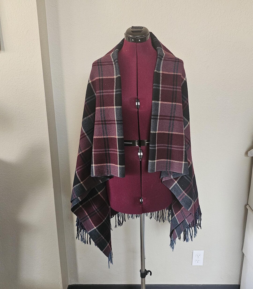 Vintage Begg of Ayr Blanket Sized Wool Scarf or Shawl With Fringe 66x54 ...