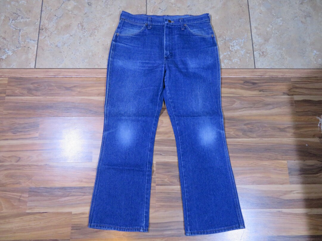 Vintage 1980s Wrangler 945 Medium to Dark Wash Blue Jeans USA Made ...