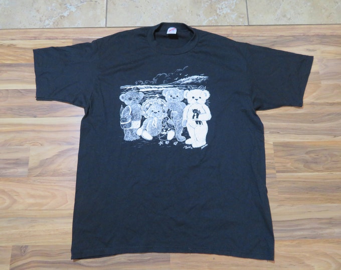 Vintage Beach Bears Sue Chaffee Artist Goldsmiths Black White 50/50 T ...