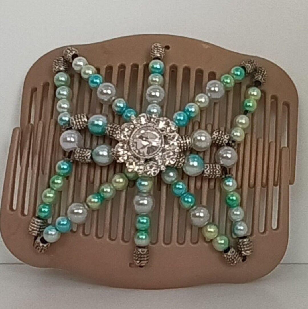 Women's Fashion Multi-wear Magical Hair-comb Butterfly Clips.double ...