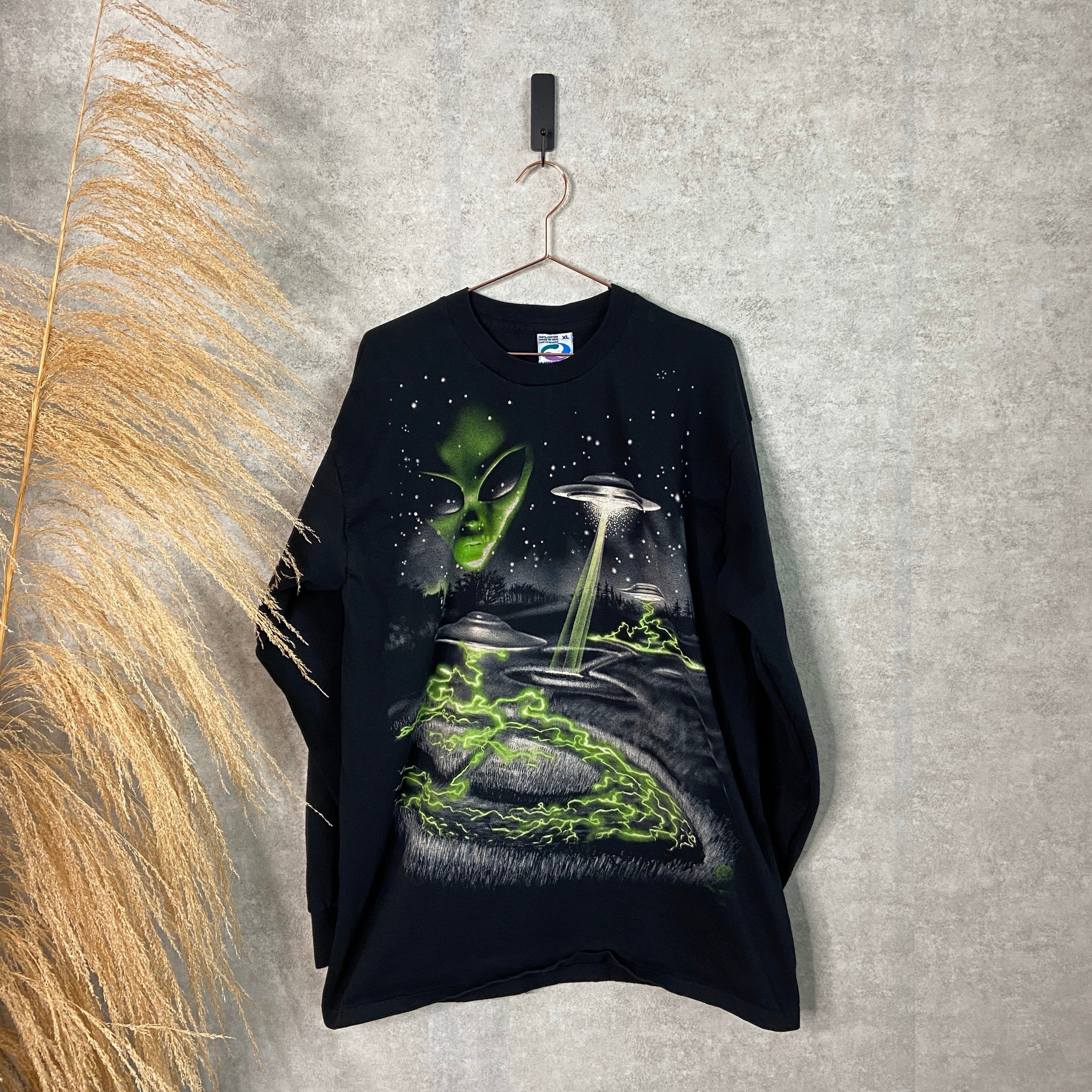 Vintage 1997 Liquid Blue Alien Abduction Corn Field Long Sleeve Black T ...