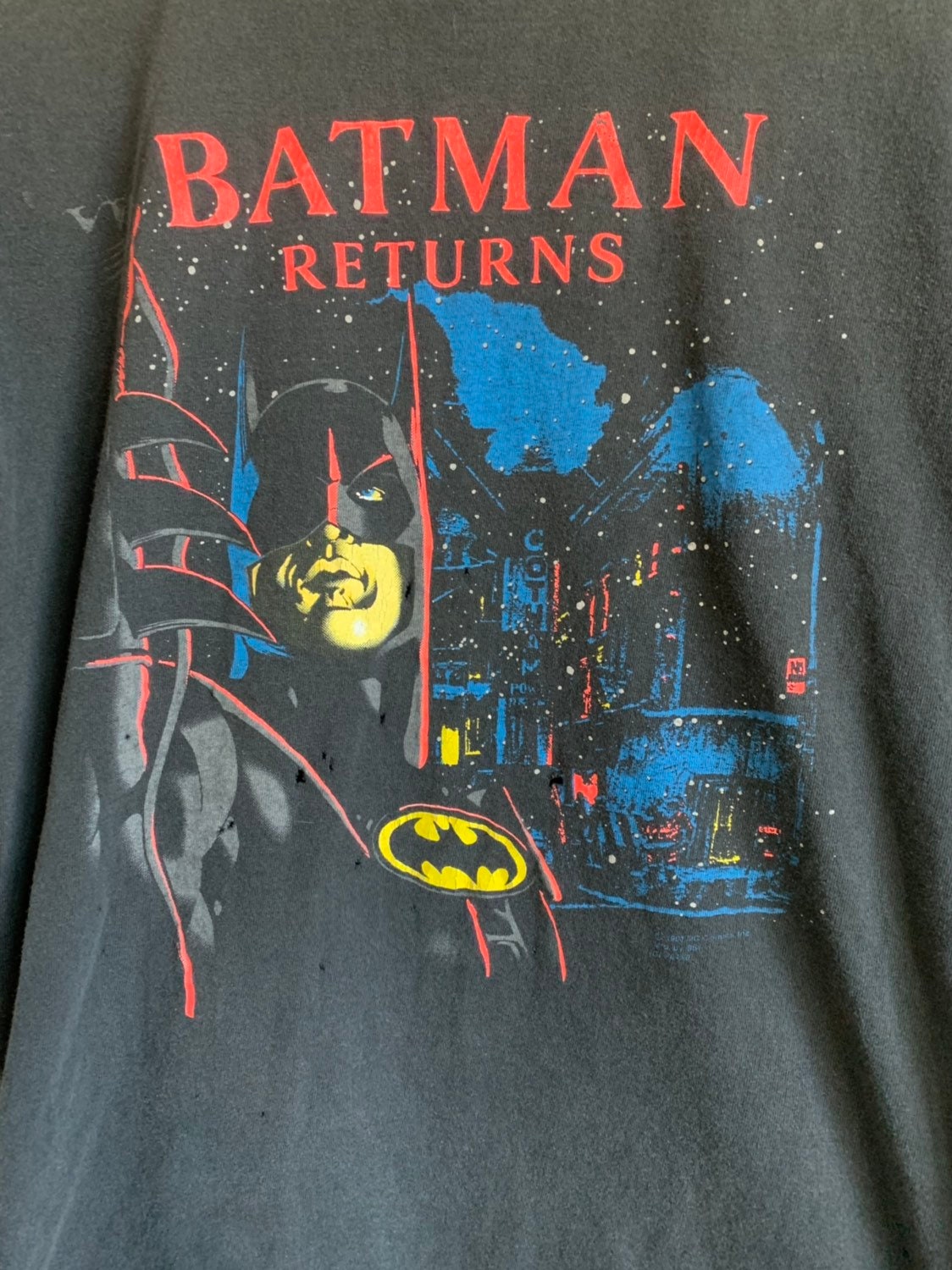 Vintage 1990's Batman Returns Distressed Black Movie Promo Shirt