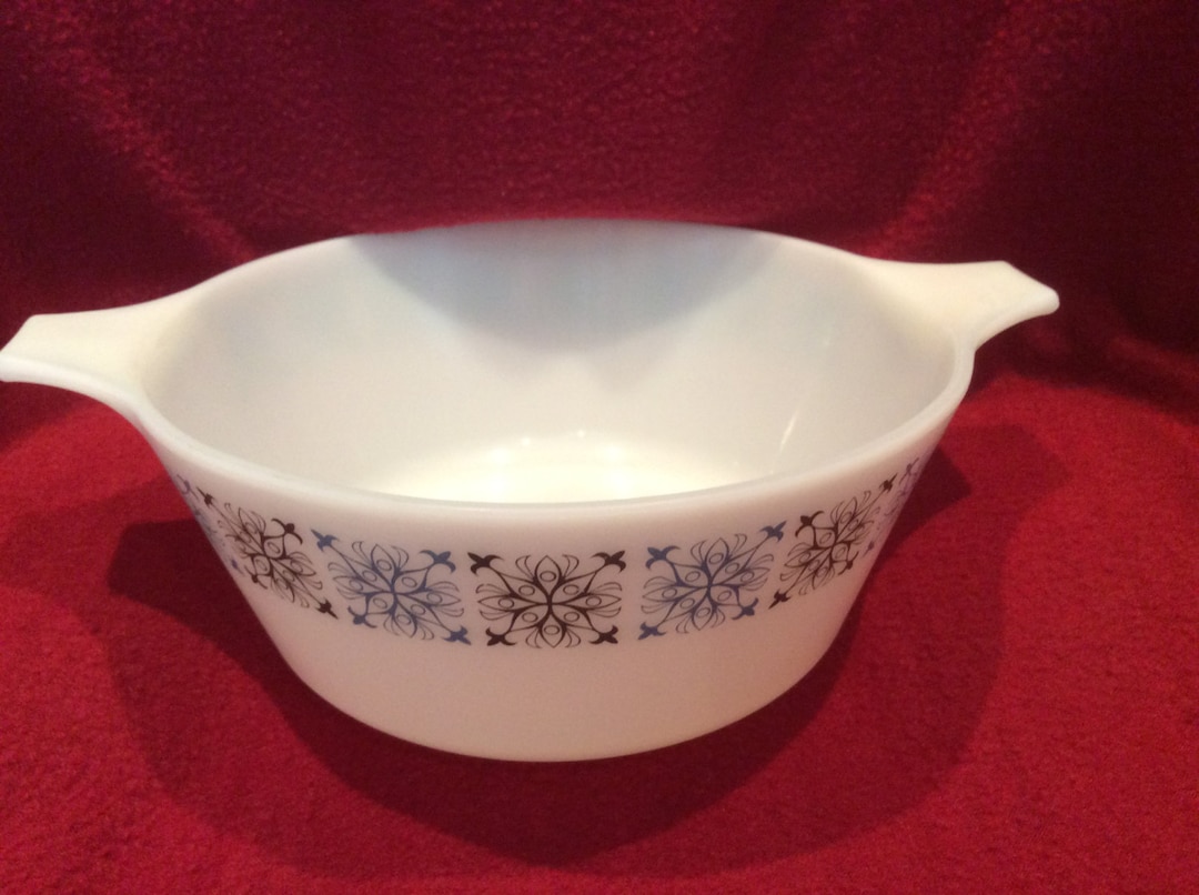 Pyrex JAJ Chelsea 2 Pint 7" Diameter Serving Dish - Etsy