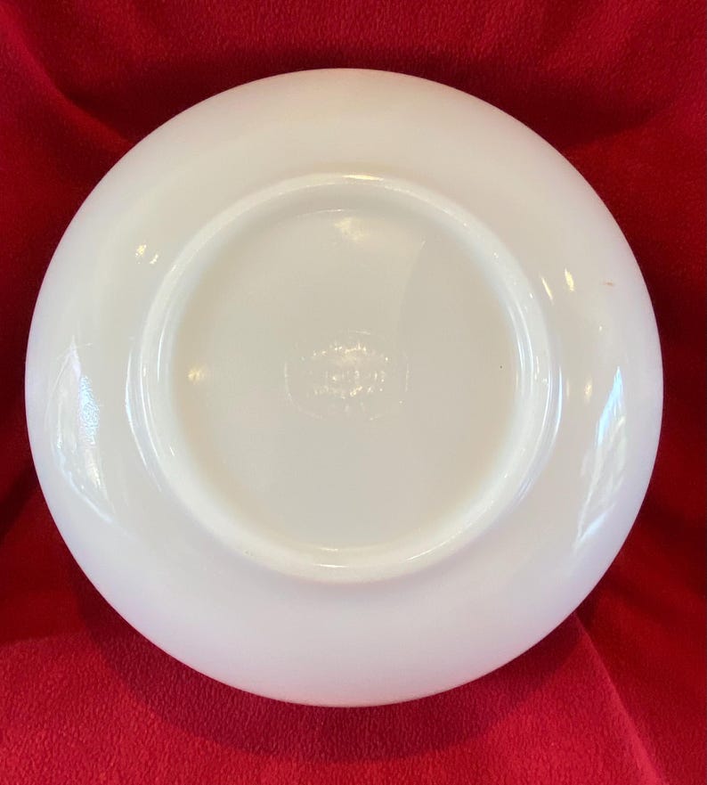 Phoenix Opalware Bramble and Berry Pattern Large Mixing Bowl. 6pt ...