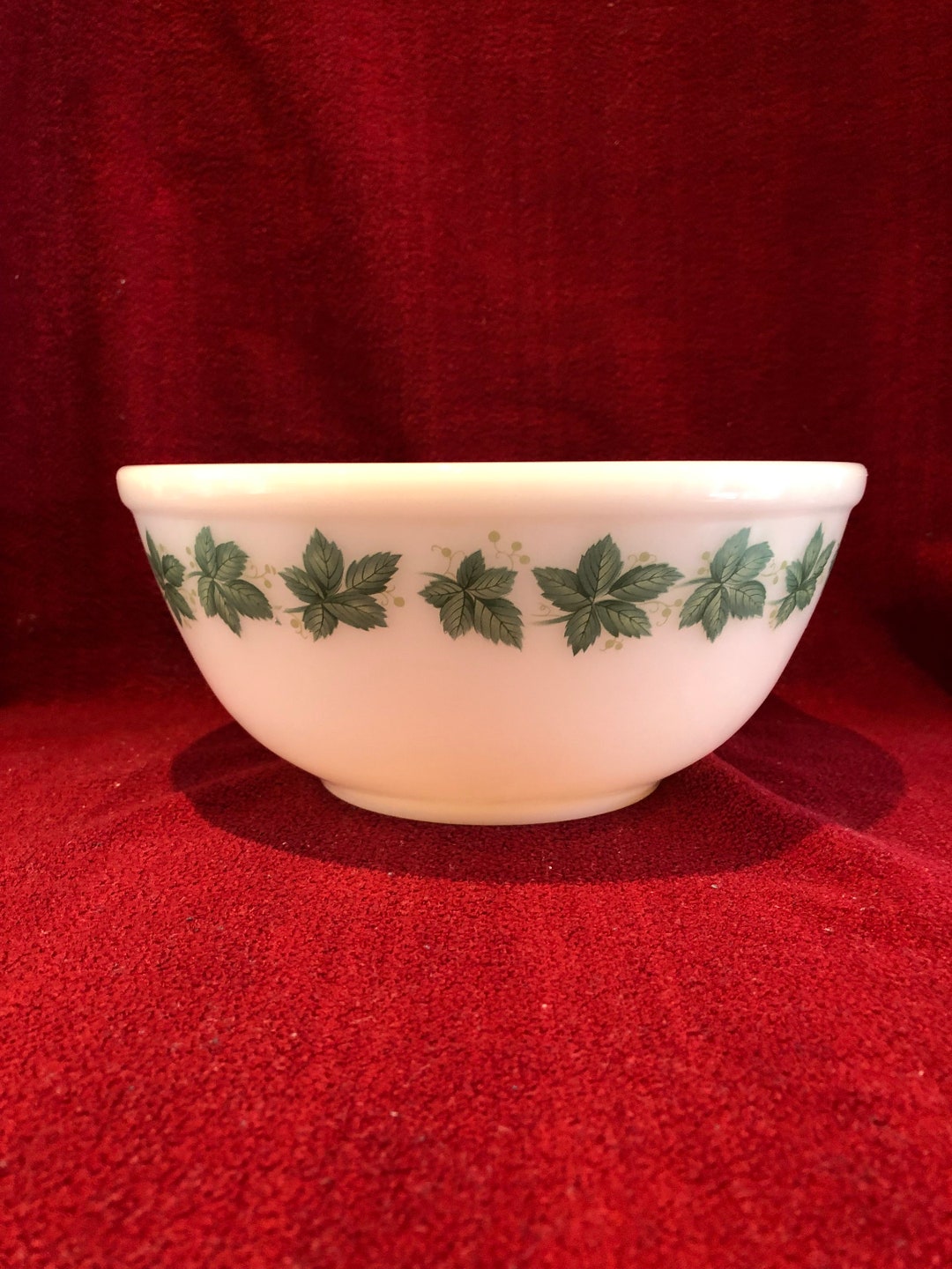 Vintage Phoenix Opalware Mixing Bowl: Green Vine Leaves, 3 Pint - Etsy